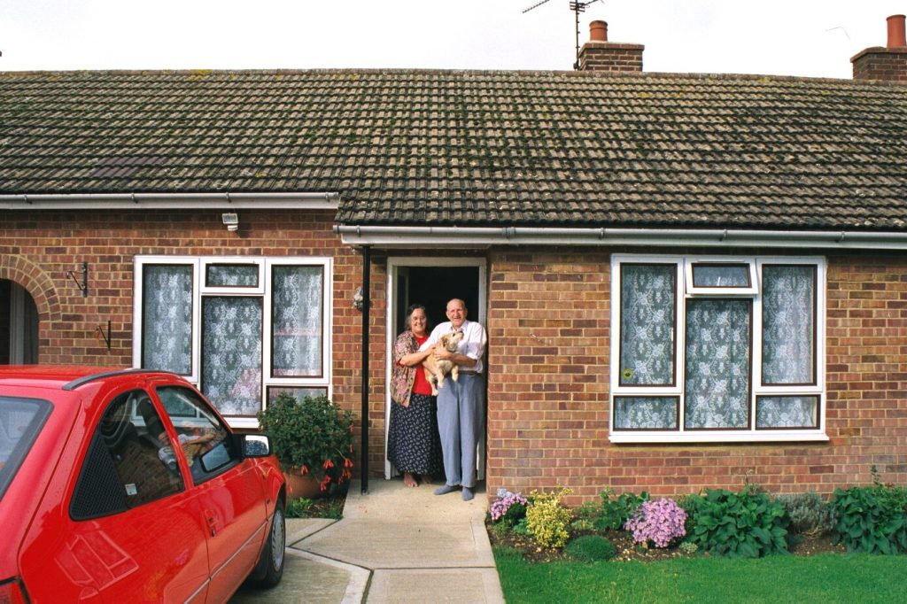 2 Holywell Bungalows, Stratford Road